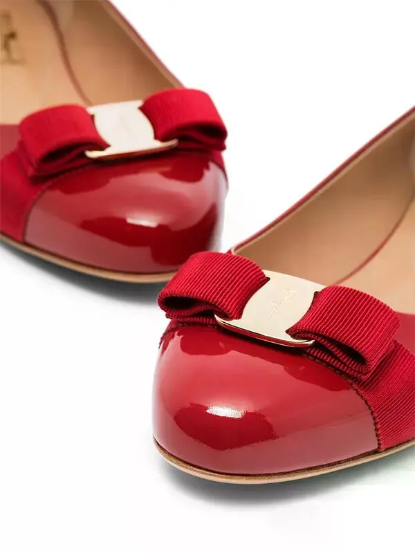 FERRAGAMO Vara Bow Ballerina Shoes