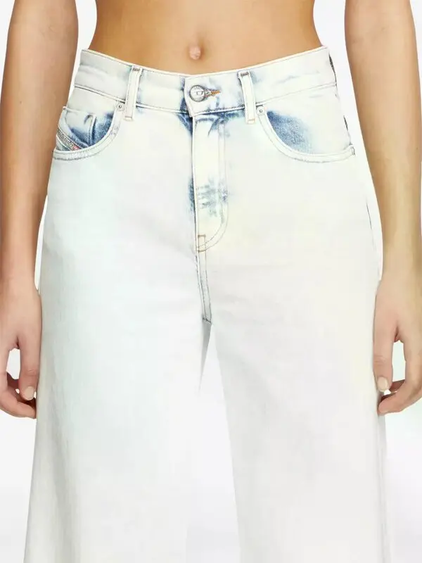 DIESEL® 1978 D-akemi Jeans