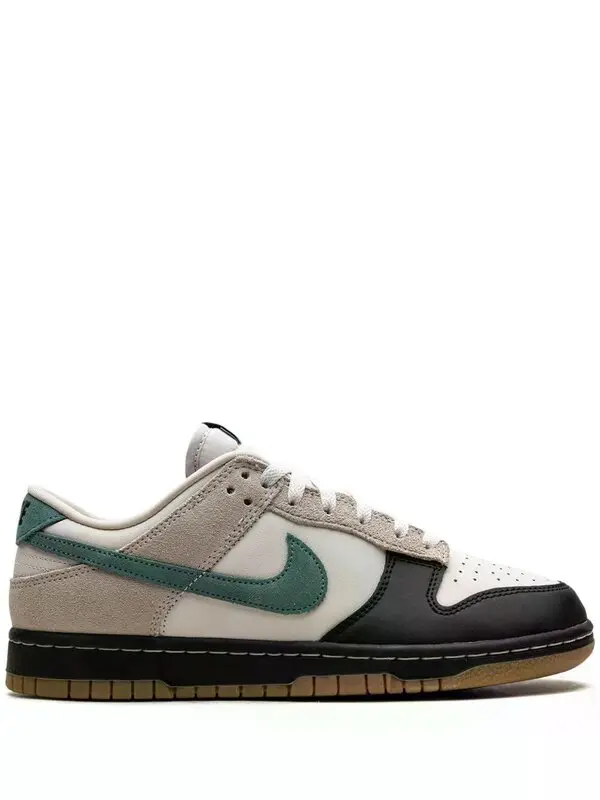 Nike Dunk Low Sneakers - Neutrals