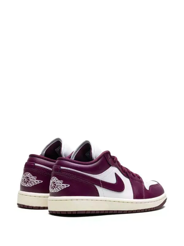 JORDAN 1 Low Bordeaux Sneakers