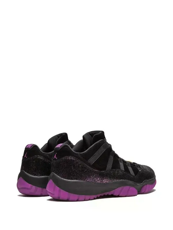 JORDAN 11 Rtr L Think 16 Sneakers