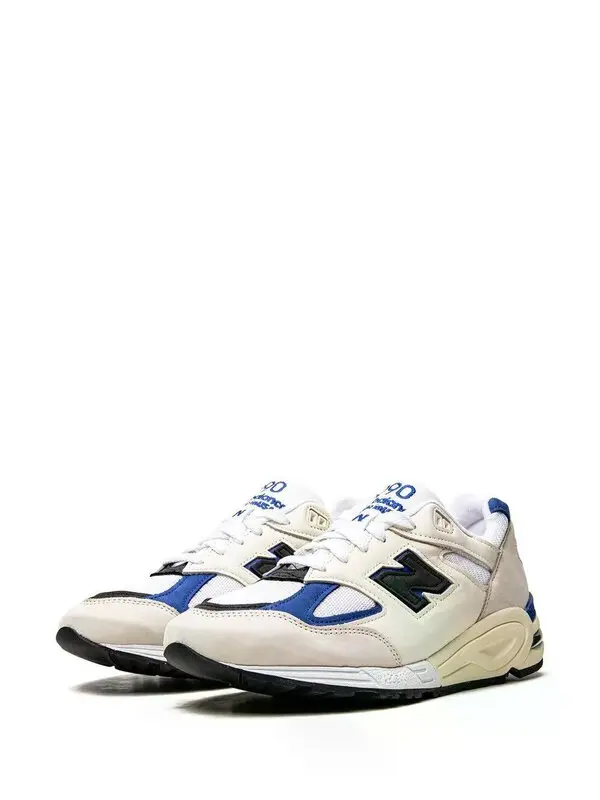 NEW BALANCE 990 V2 Made In Usa Sneakers - White