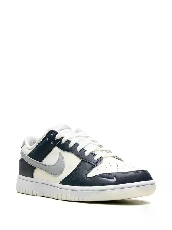 Nike Dunk Low Armoury Sneakers - Grey
