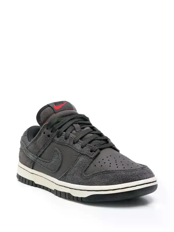Nike Dunk Low Sneakers - Black