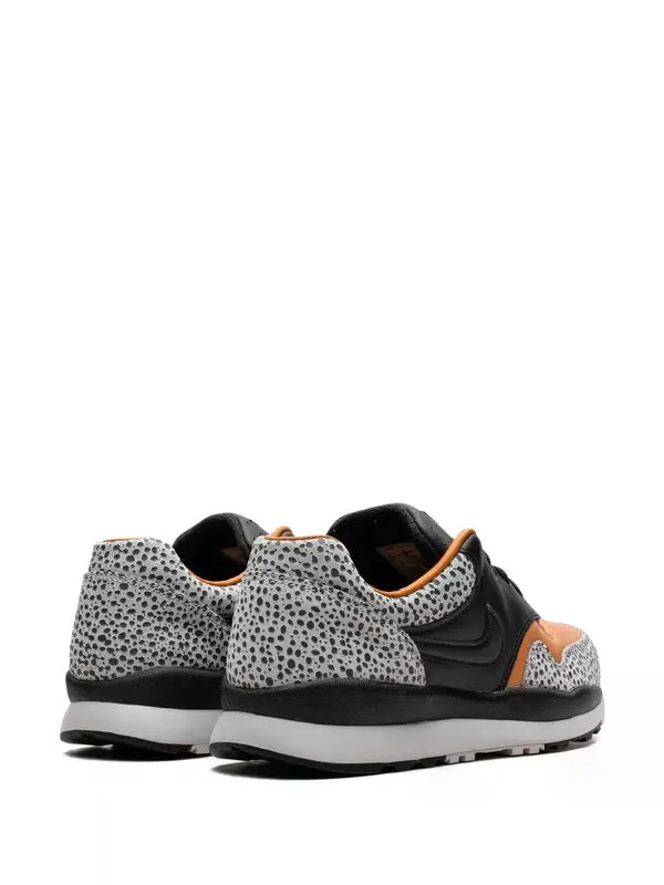 Nike Air Safari Electric Sneakers