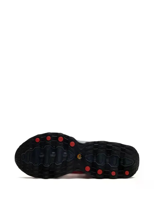 Nike Air Max Dn8 Hyper Sneakers