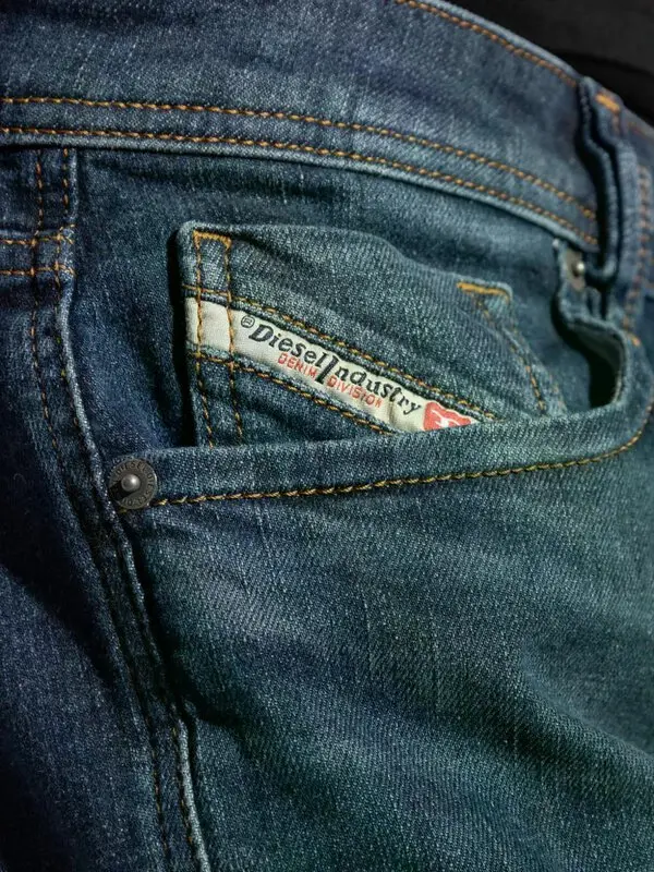 DIESEL® 1985 Larkee Straight-leg Jeans - Blue