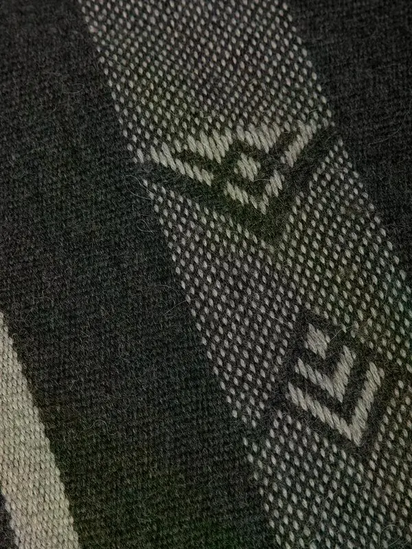 Voz Wide Diagonal Blanket Scarf - Grey