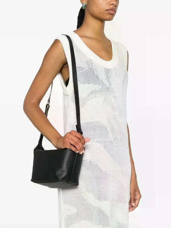 VALEXTRA Zipped Adjustable Shoulder Bag