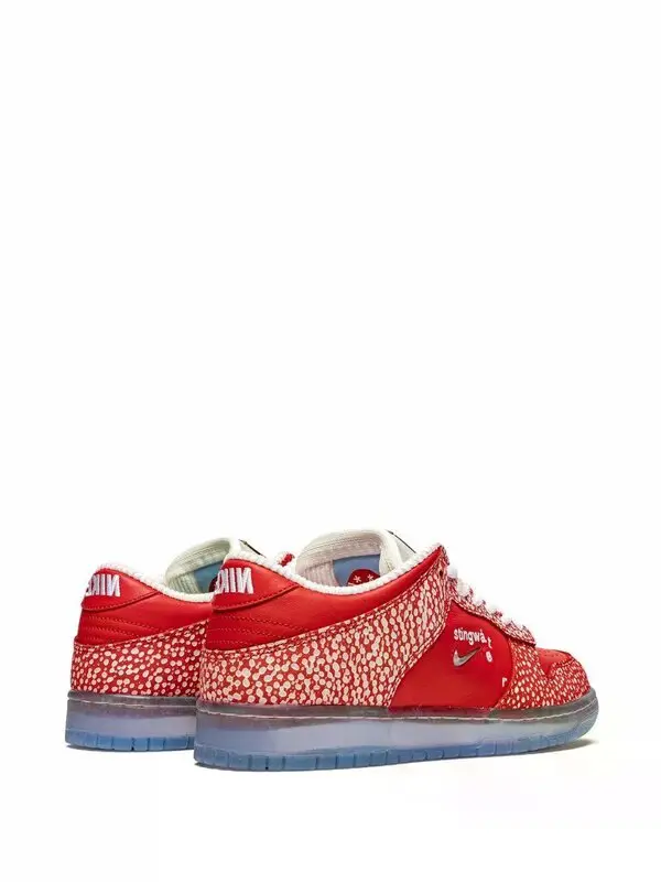 Nike X Stingwater Sb Dunk Low "magic Mushroom" Sneakers