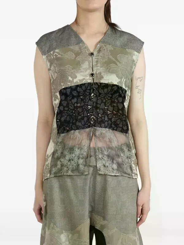 COMMUNS Floral-embroidered Sleeveless Top