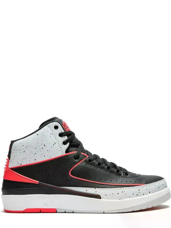 JORDAN 2 Retro Infrared 23 Sneakers - Black