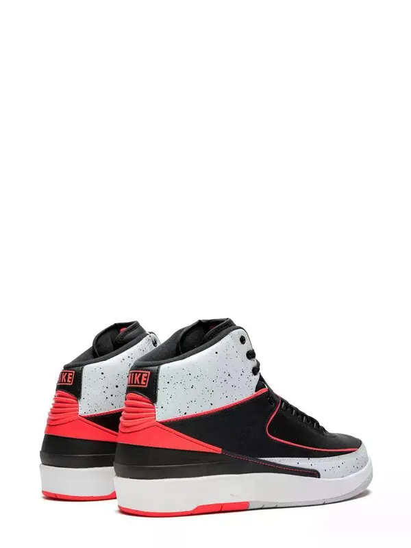 JORDAN 2 Retro Infrared 23 Sneakers - Black