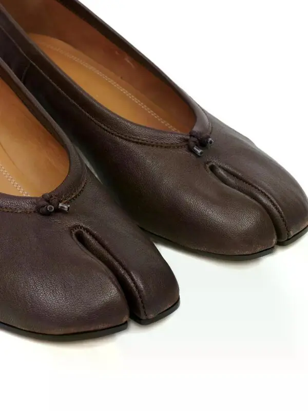 MAISON MARGIELA Tabi Ballerina Pumps - Brown
