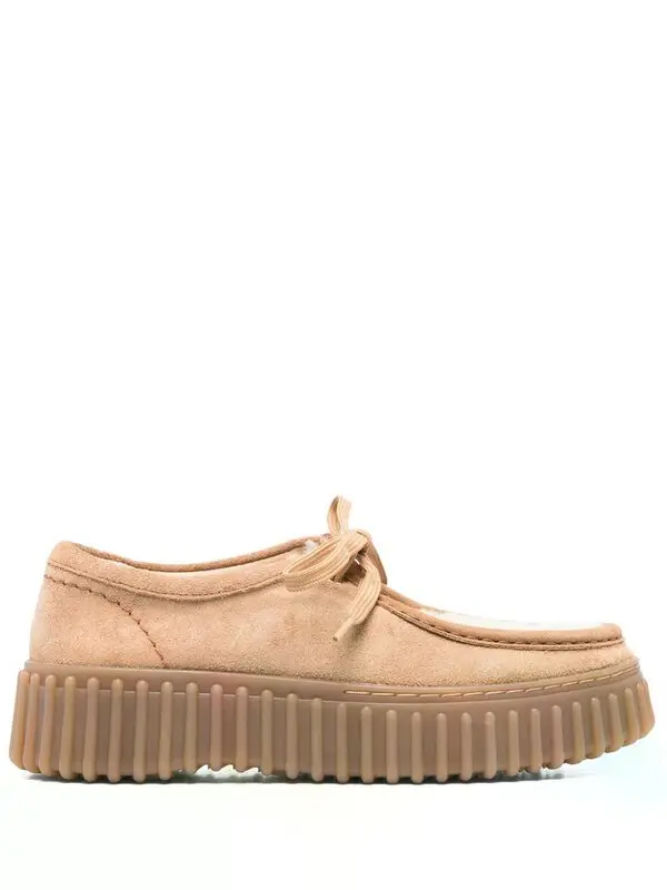 Clarks Torhill Bee Derby Shoes - Neutrals