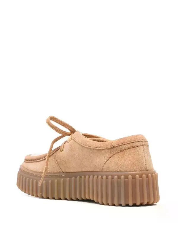 Clarks Torhill Bee Derby Shoes - Neutrals