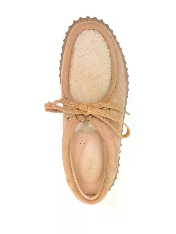 Clarks Torhill Bee Derby Shoes - Neutrals
