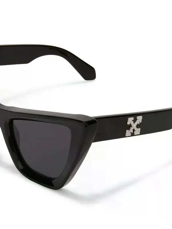Off-White Edvard Cat-eye Sunglasses - Grey