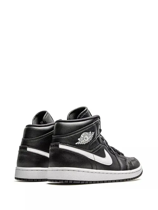 JORDAN Air 1 Mid Sneakers - Black