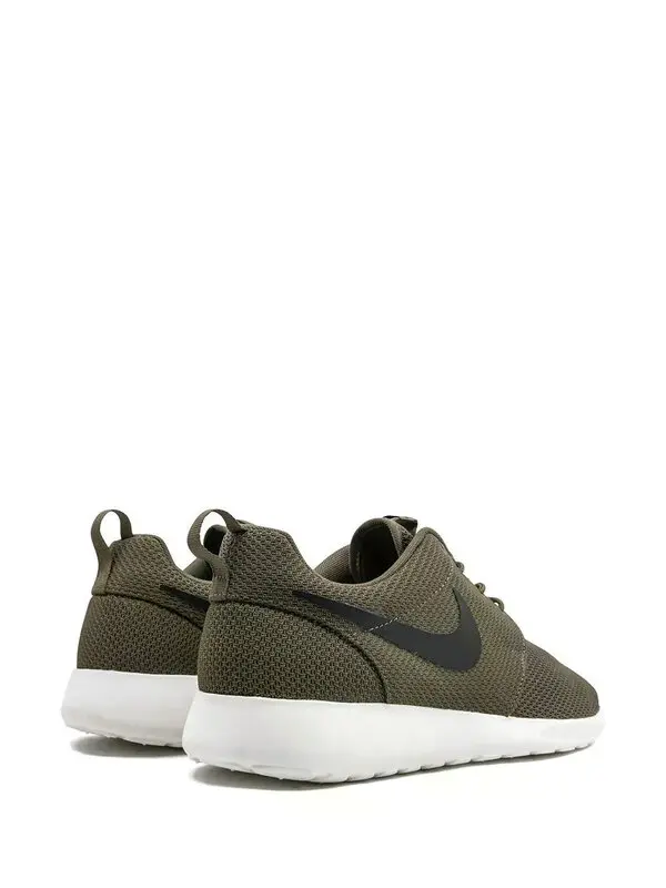 Nike Roshe Run Sneakers