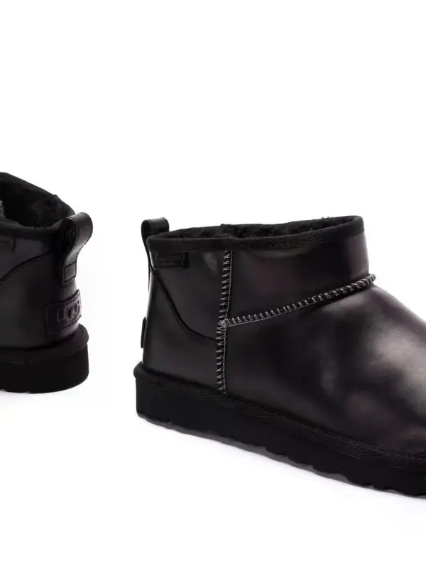 UGG Classic Ultra Mini Boots - Black