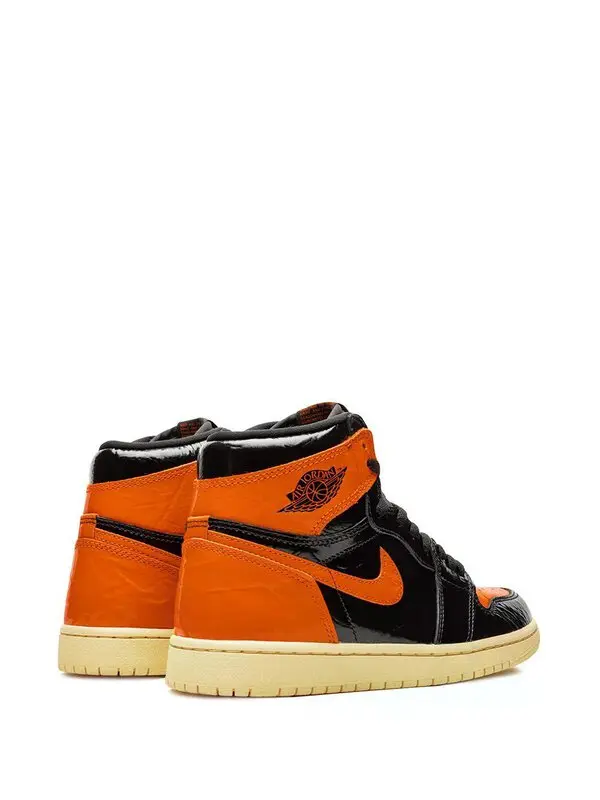 JORDAN Air 1 Retro High Og Sneakers - Black
