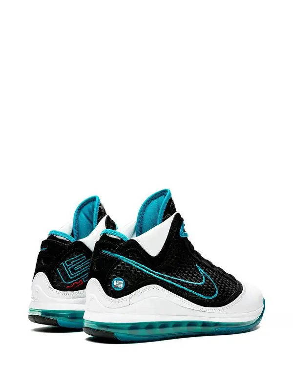 Nike Air Max Lebron 7 Qs Sneakers