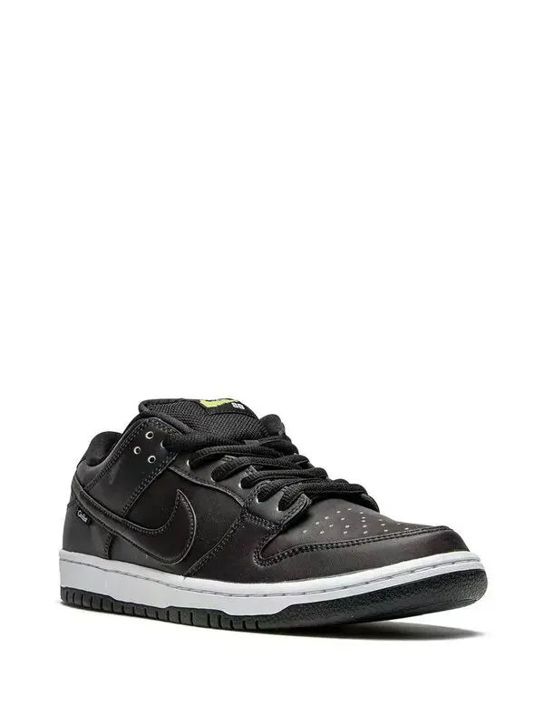 Nike X Civilist Sb Dunk Low Sneakers - Black