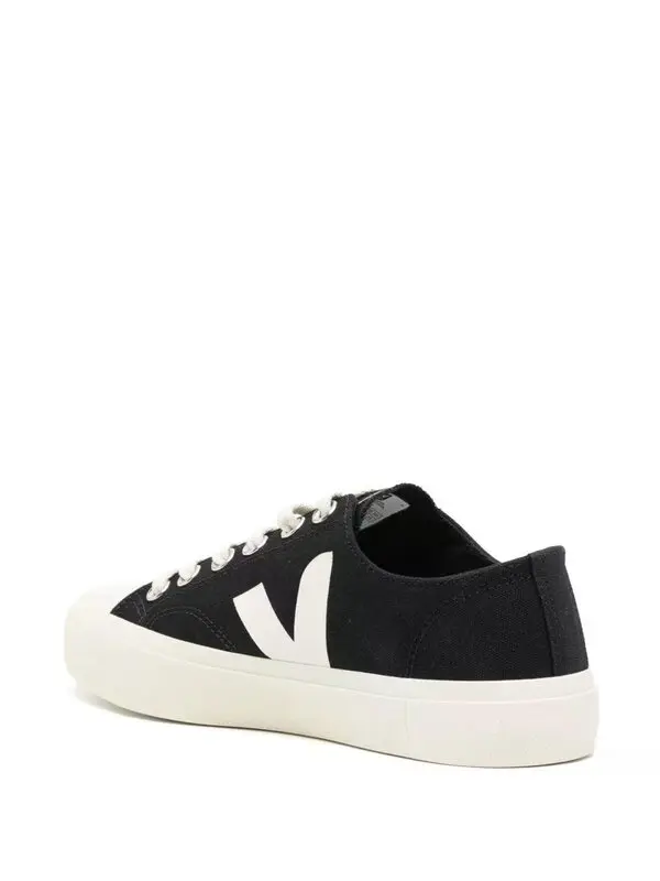 VEJA Wata Ii Sneakers - Black