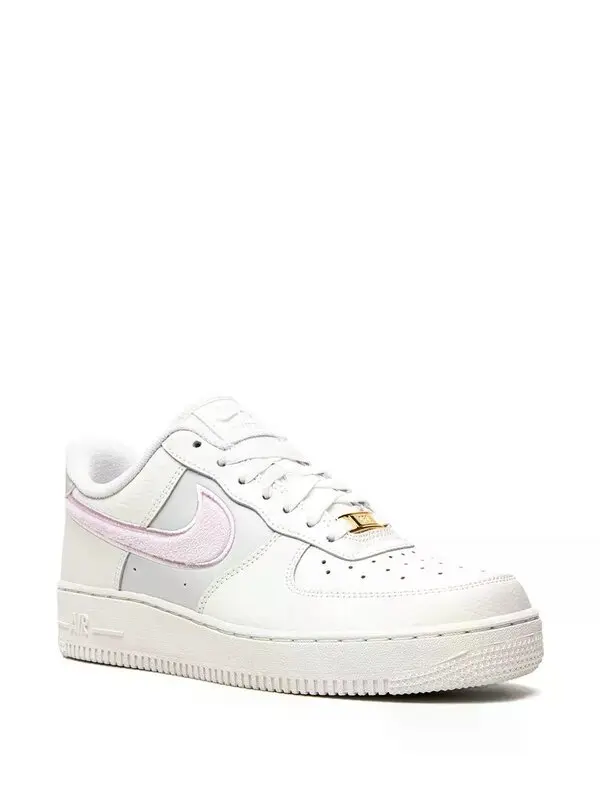 Nike Air Force 1 07 Sneakers - White