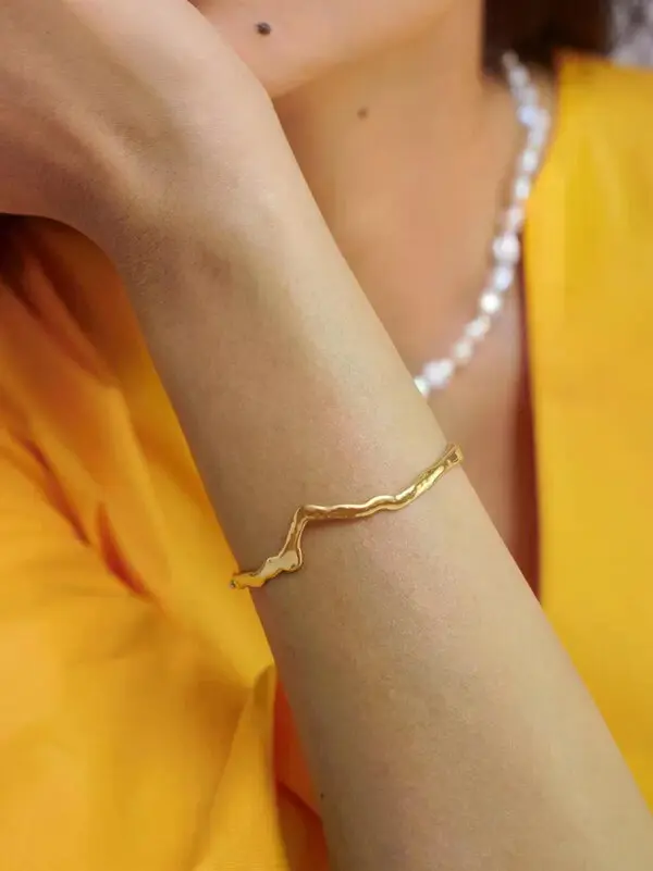 Monica Vinader Wishbone Bangle Bracelet In -tone