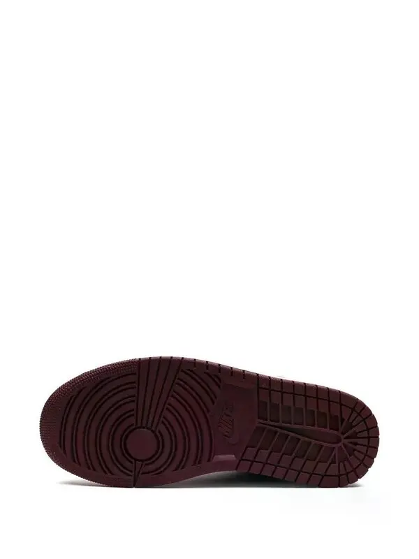 JORDAN 1 Low Dark Beetroot Sneakers - Black