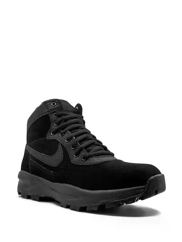 Nike Manoadome High-top Sneakers