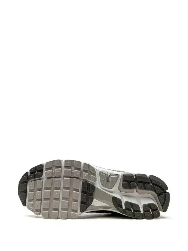 Nike Zoom Vomero 5 Iron Ore Sneakers - Grey
