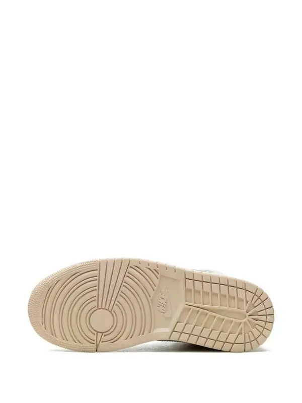 JORDAN Air 1 Sneakers - Neutrals