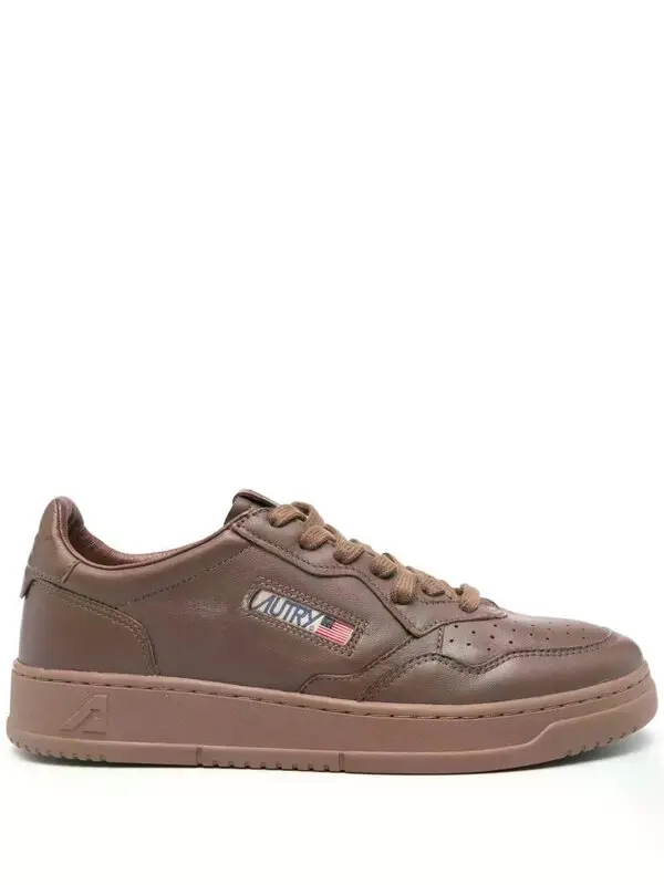 AUTRY Medalist Monochromatic Sneakers