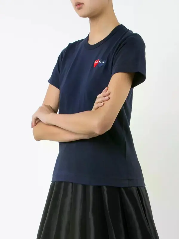 Play Comme Des Garcon Embroidered Heart T-shirt
