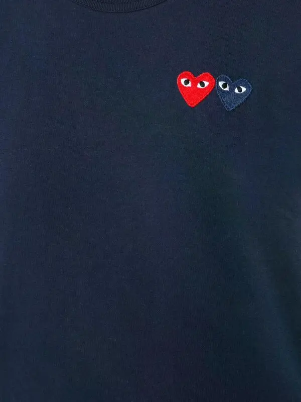 Play Comme Des Garcon Embroidered Heart T-shirt