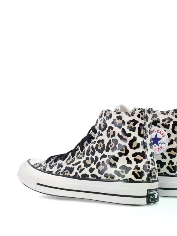 CONVERSE Chuck 70 Glow-in-the-dark Sneakers