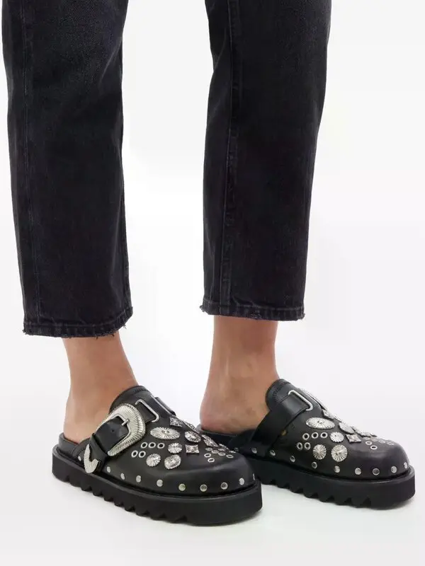 Toga Sabot Metal Mules
