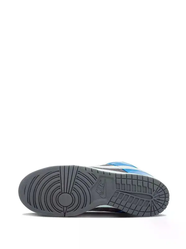 Nike Dunk Low Pro Sb Sneakers - Grey