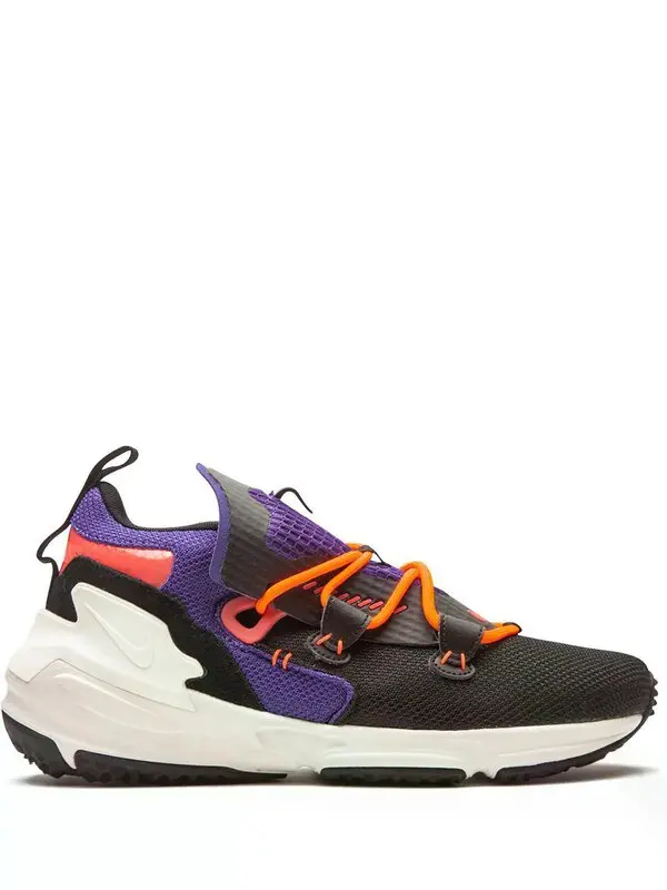 Nike Zoom Moc Sneakers