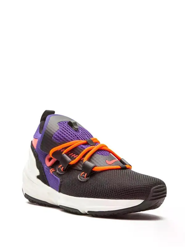 Nike Zoom Moc Sneakers