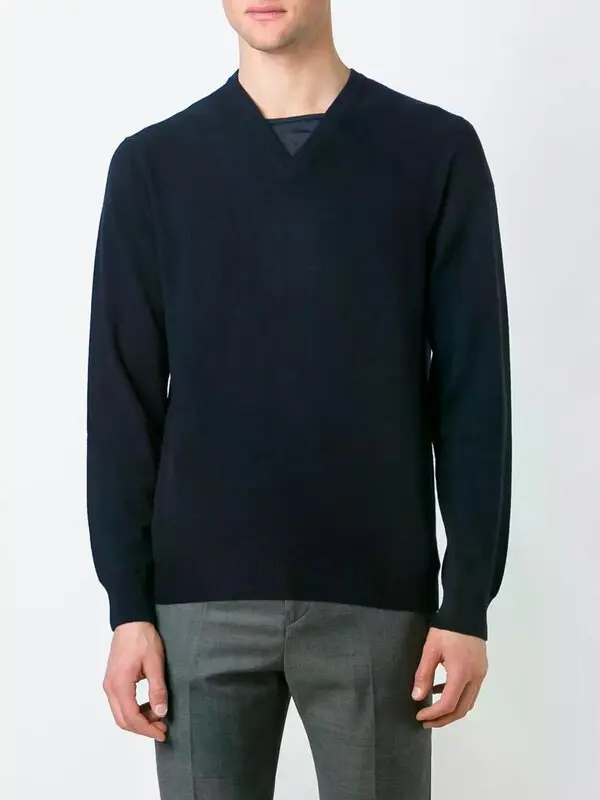 N.peal The Burlington V-neck Jumper