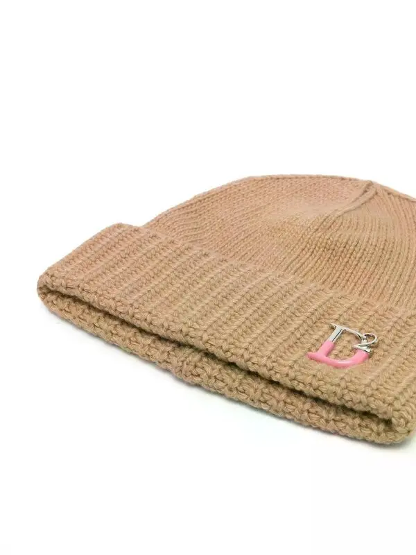 Dsquared2 Monogram Plaque Knitted Beanie - Neutrals