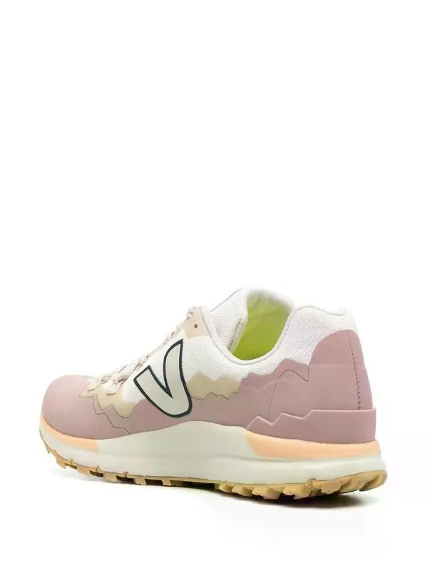 VEJA Low-top Sneakers