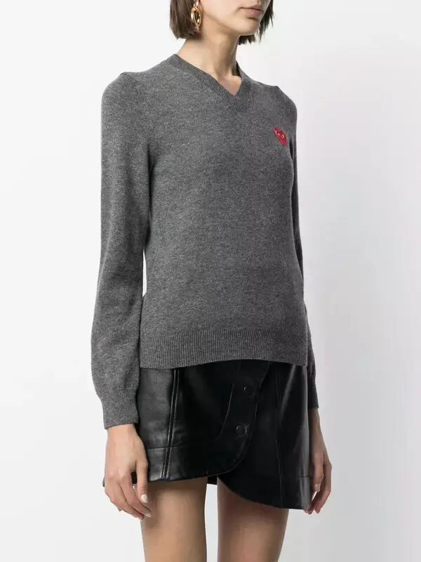 Play Comme Des Garcon Embroidered Motif V-neck Jumper