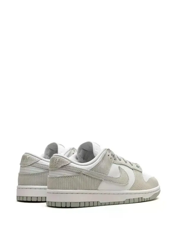 Nike Dunk Low Corduroy Sneakers - Grey