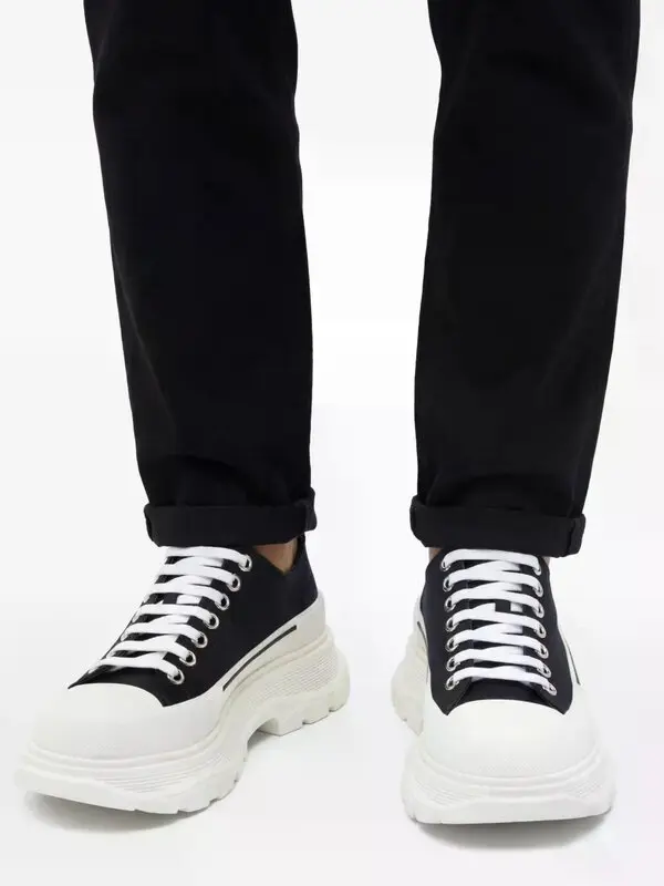 Alexander McQueen Tread Slick Lace-up Sneakers - Black