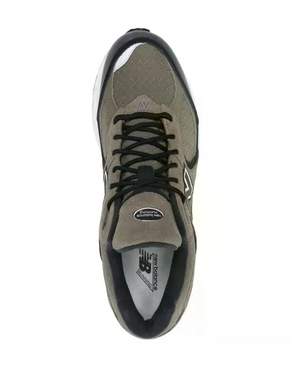 NEW BALANCE 2002r Sneakers